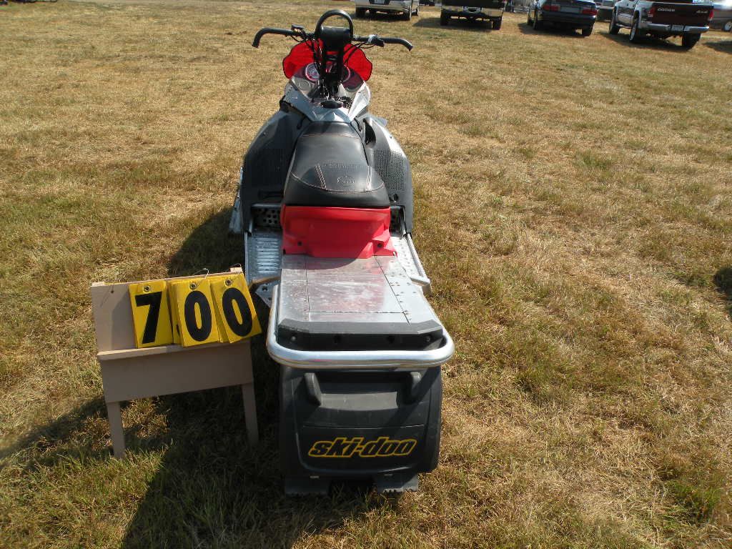 2005 Ski Doo 800 Summit 144 2BPSCK5B25V000222