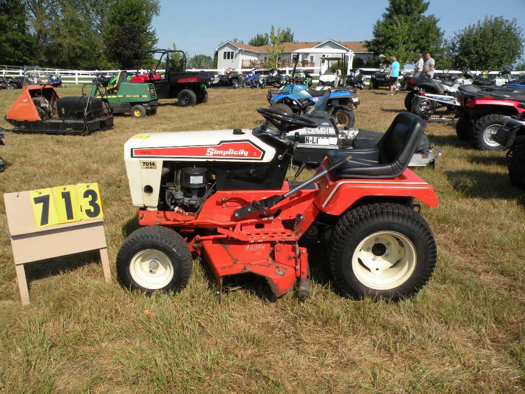 Simplicity Baron Shuttle 7014 mower