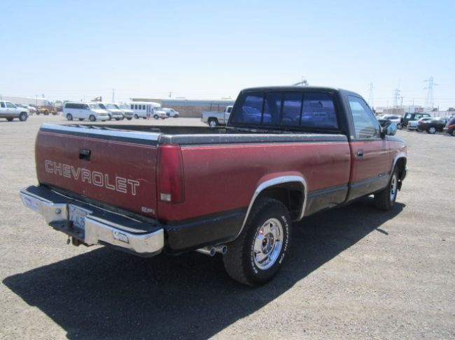 1990 Chevrolet 2500 Cheyenne Pickup Truck