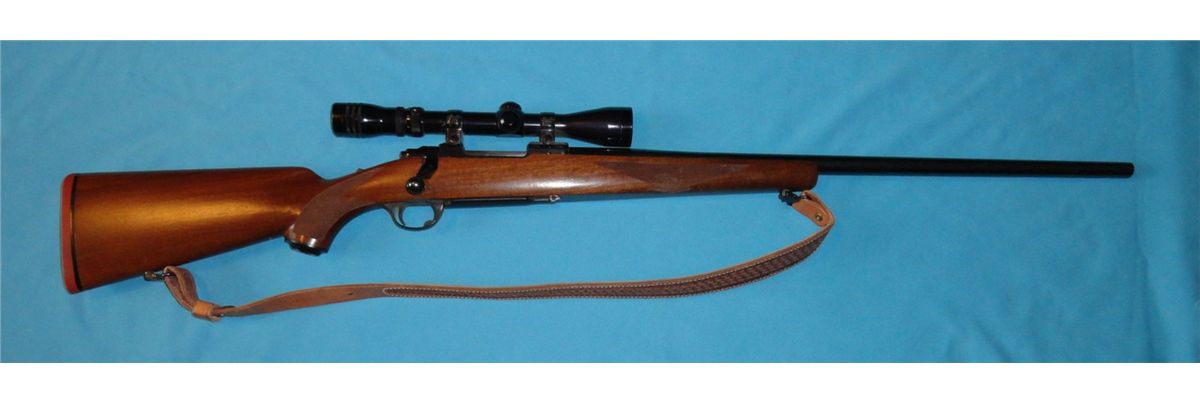 Ruger M77 220 swift, bolt action, heavy barrel, serial # 71-43803 w ...