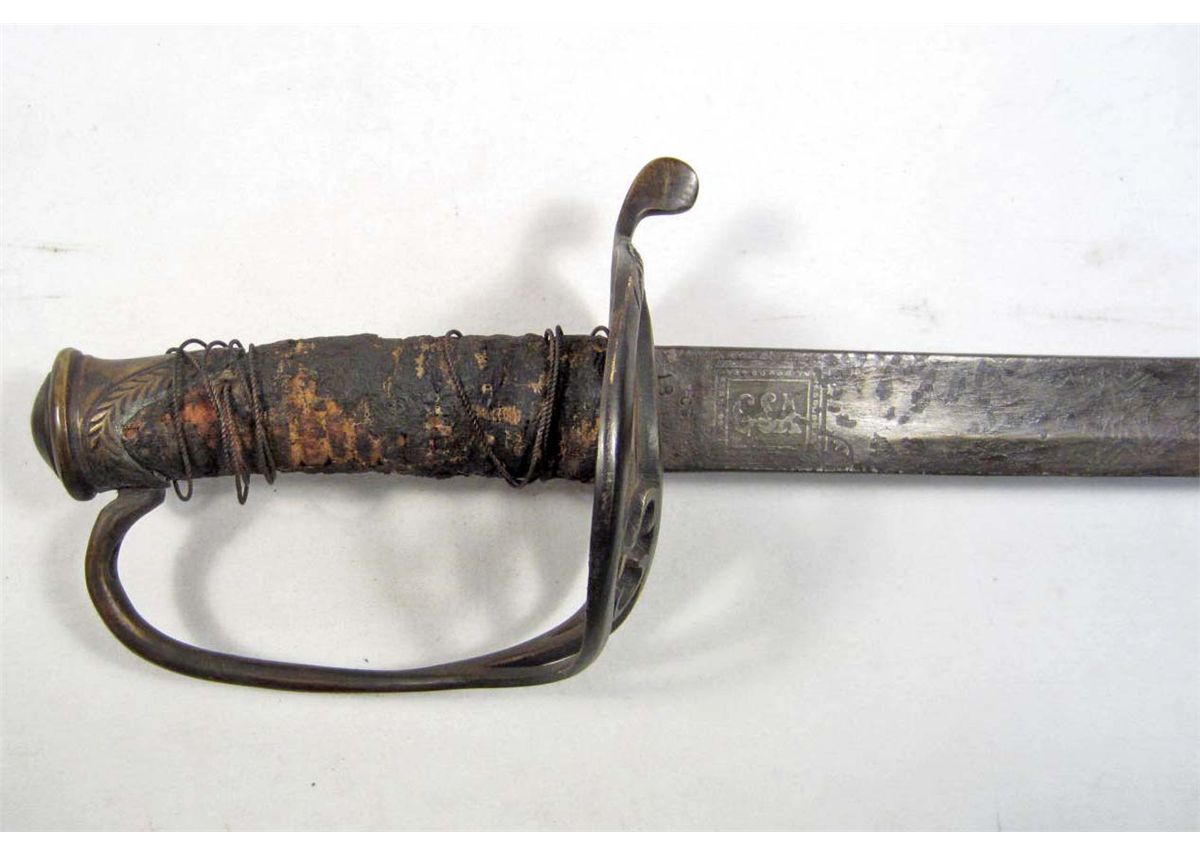 CONFEDERATE STATES ARMY CSA 1860 CAVALRY OFFICERS ENGRAVED SWORD