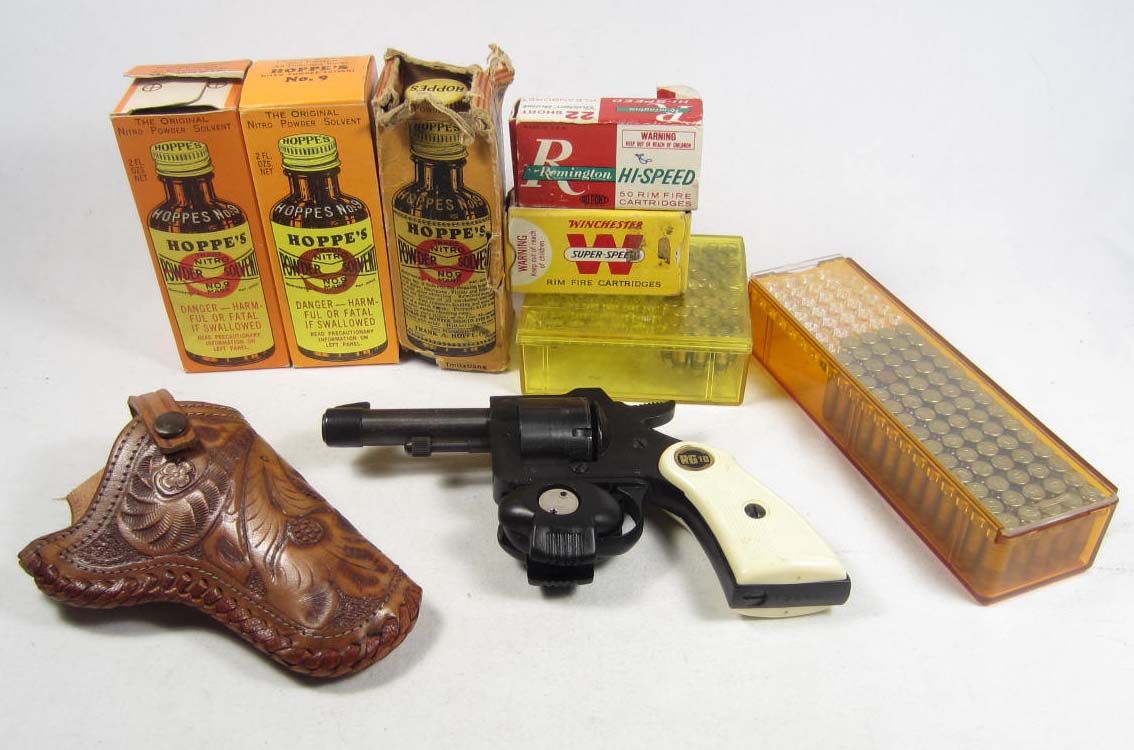 22 CAL GERMAN ROHM MODLE RG 10 REVOLVER W/ HOLSTER & AMMO