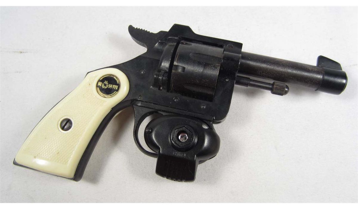 22 CAL GERMAN ROHM MODLE RG 10 REVOLVER W/ HOLSTER & AMMO