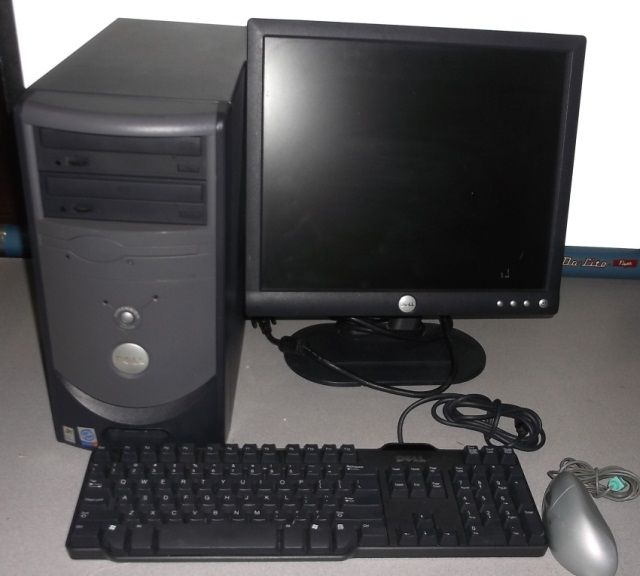 Dell Desk Top Computer Dell Tower with 13" Monitor and key Board with ...