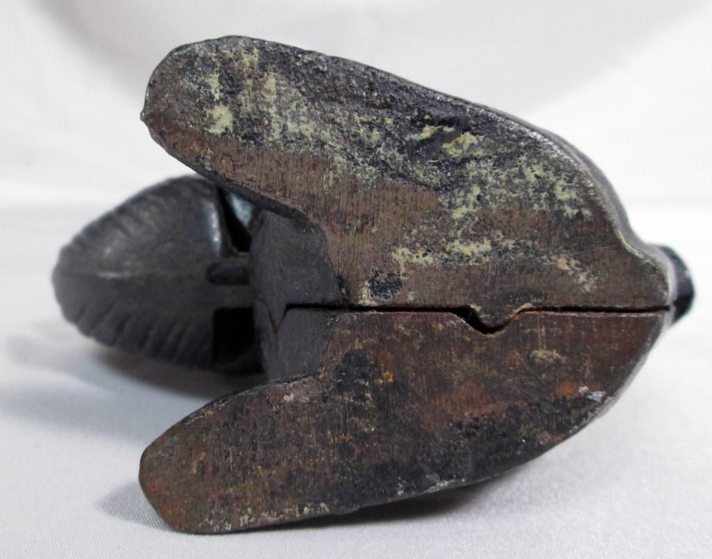 Cast Iron Squirrel Nut Cracker