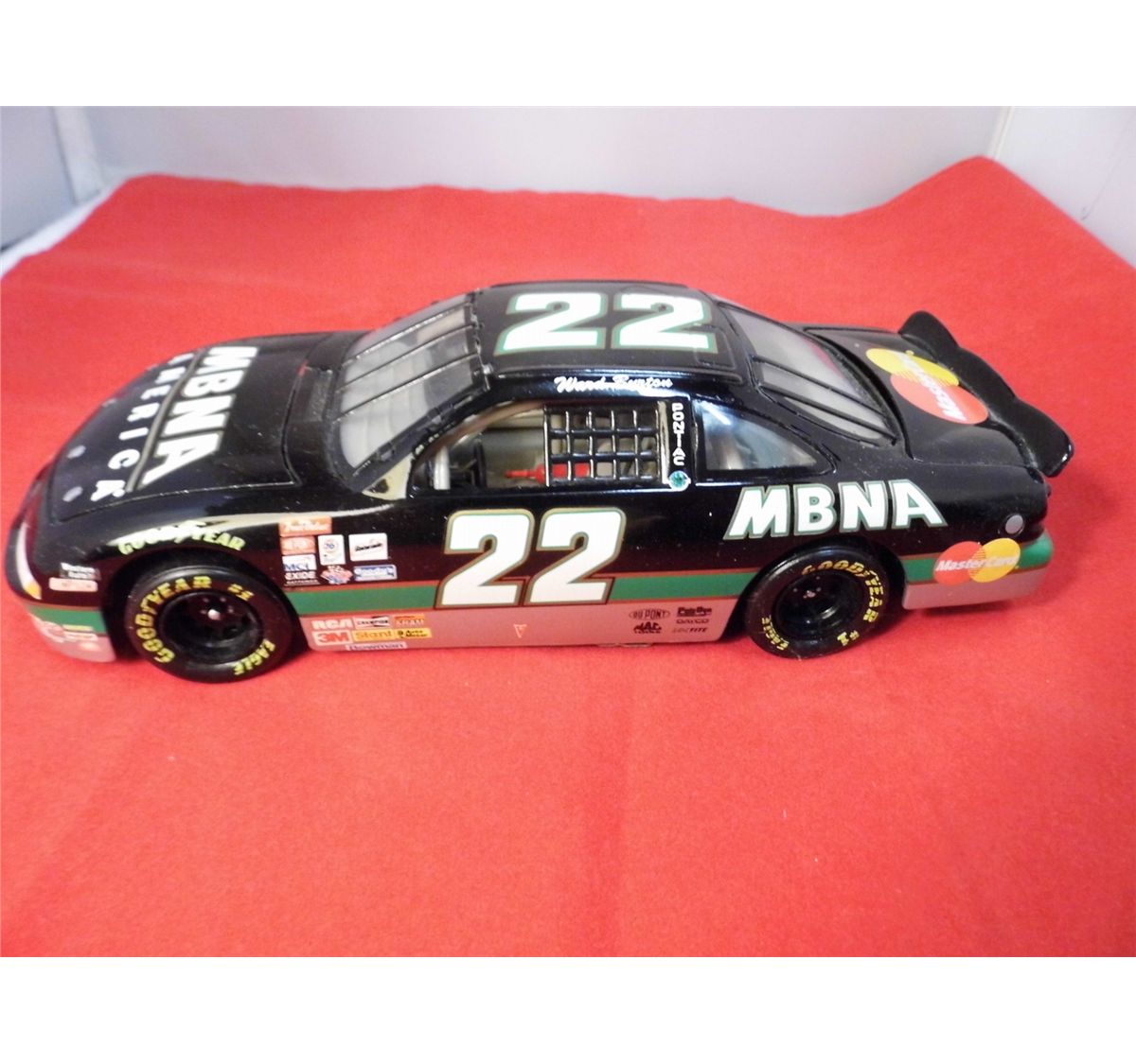 1/24 Ward Burton #22 MBNA 1997 Pontiac Winston Cup Collecectible ...