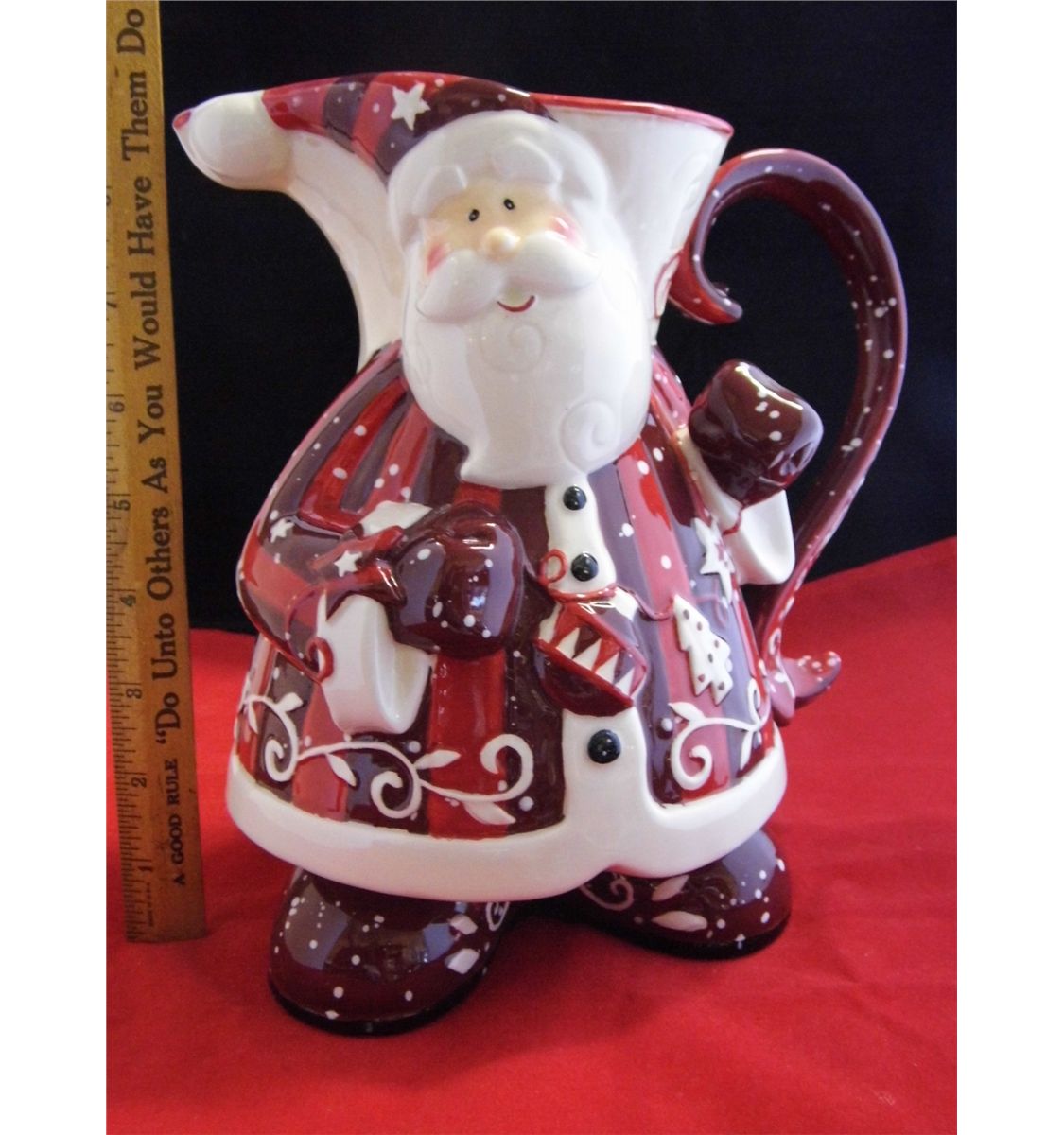 Bella Casa by Ganz Santa Claus Pitcher - 9 in. tall - Matches Lot 173