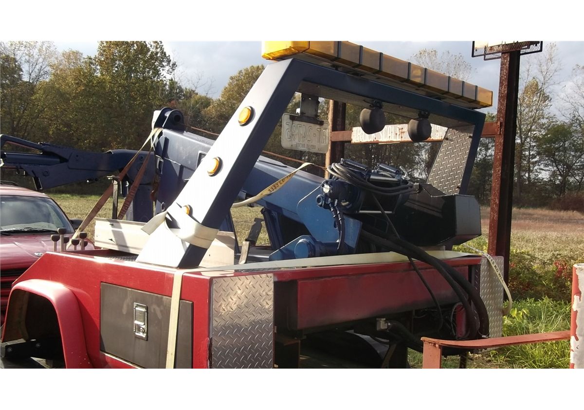 Chevron Wrecker Body