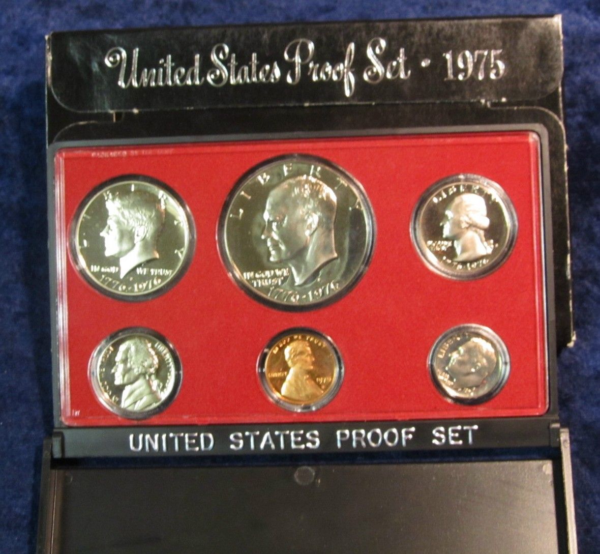 1317. 1975 US Proof Set Original as Issued.