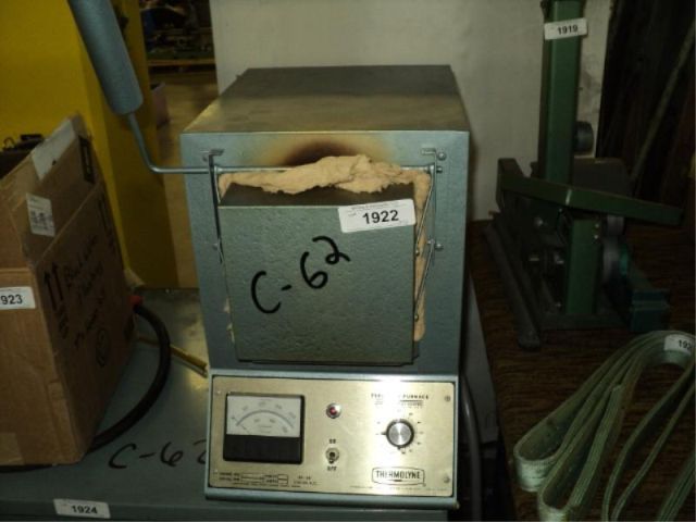 THERMOLYNE F-D1525M TYPE 1500 FURNACE