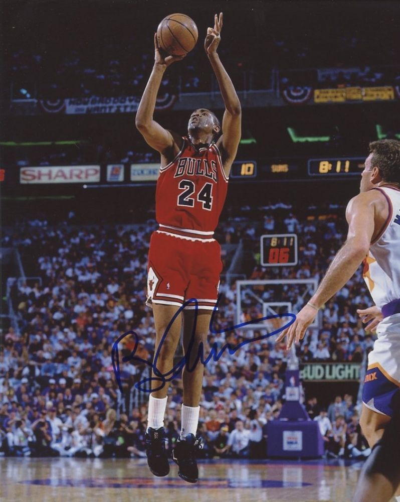 Bill Cartwright Signed Bulls 8x10 Photo (PA LOA)