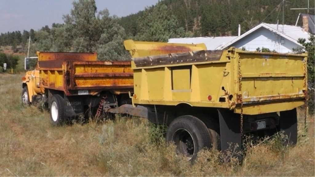 1985 Chevy S/A diesel dump truck w/ pup trailer 8.2 liter Detroit diesel mod. # 40877300. 5+2 spd t