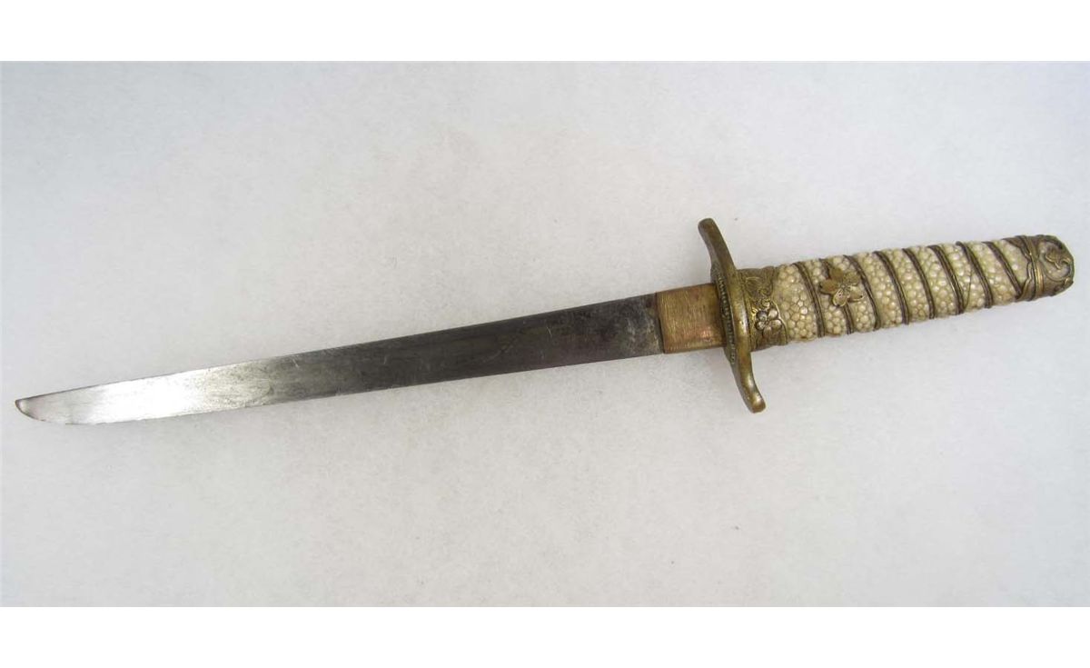 JAPANESE IMPERIAL NAVAL OFFICERS DAGGER DIRK W/ SCABBARD