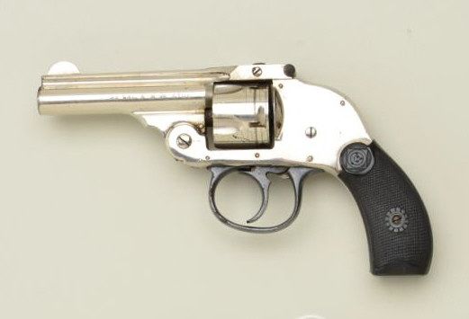 Harrington & Richardson concealed hammer DA revolver, .32 S&W cal., 3 ...