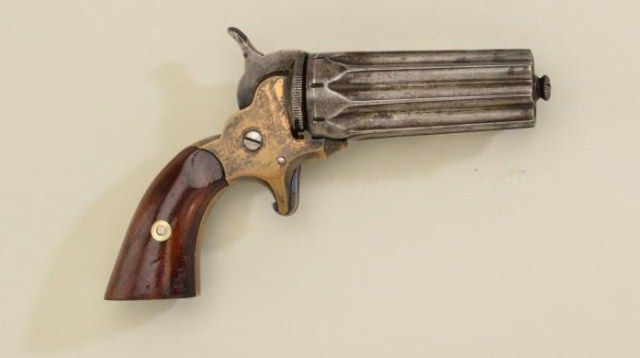 Rupertus eight-barrel pepperbox derringer, .22 RF cal., 2-3/4” barrels ...