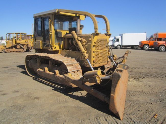 1965 Caterpillar D6C Crawler Dozer