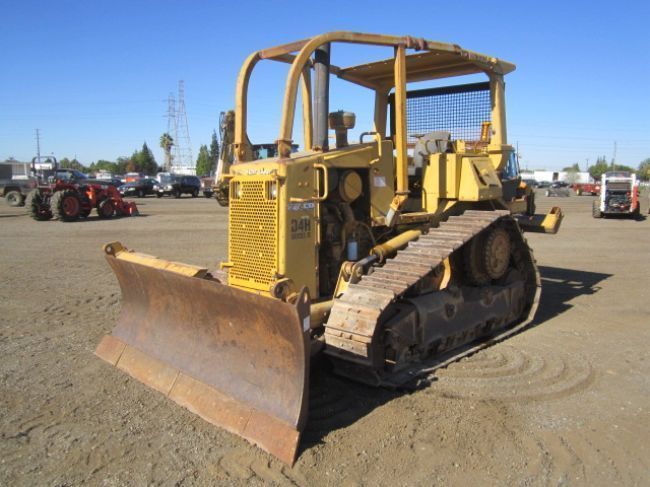 1987 Caterpillar D4H II Dozer