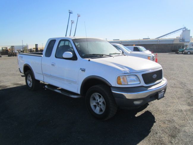 2002 Ford F150 4x4 SuperCab Pickup Truck