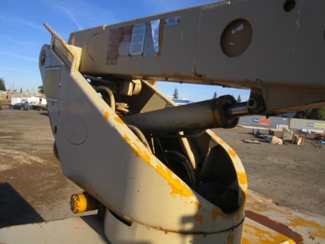 1977 Ford F600 4x4 S/A Utility Boom Truck