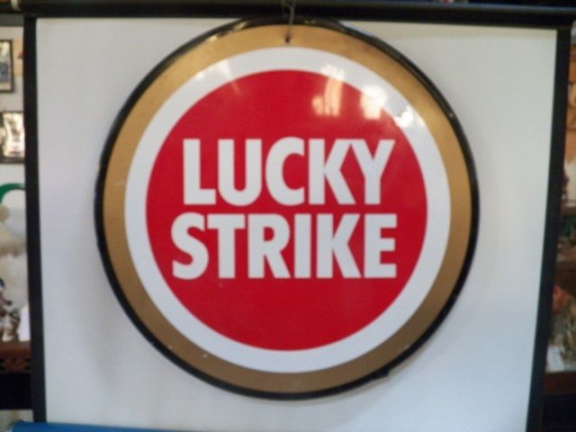 Double Sided Lucky Strike Sign 27" Round