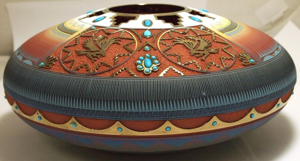 Navajo Etched & Painted Turquoise & 14k Gold Eagle Pottery - Lori Smith