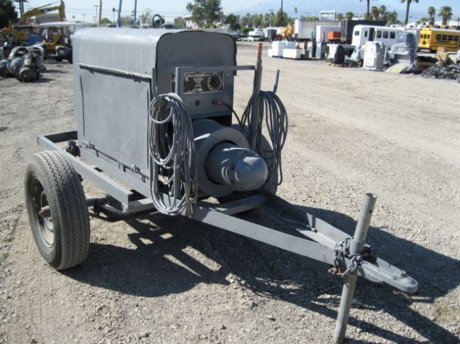 Lincoln SA-200 Shield Arc Towable Welder