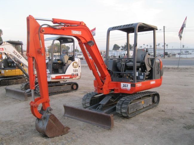 Thomas TS-25S Mini Excavator