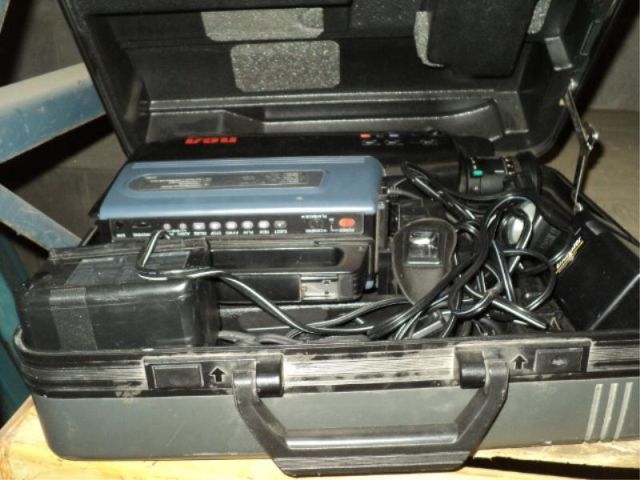 RCA CC286 VHS CAMCORDER W/ CASE