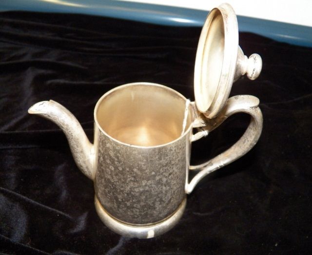 Victor Silver Co. # R0120 8 oz Coffee Pot 490 grams test positive for ...