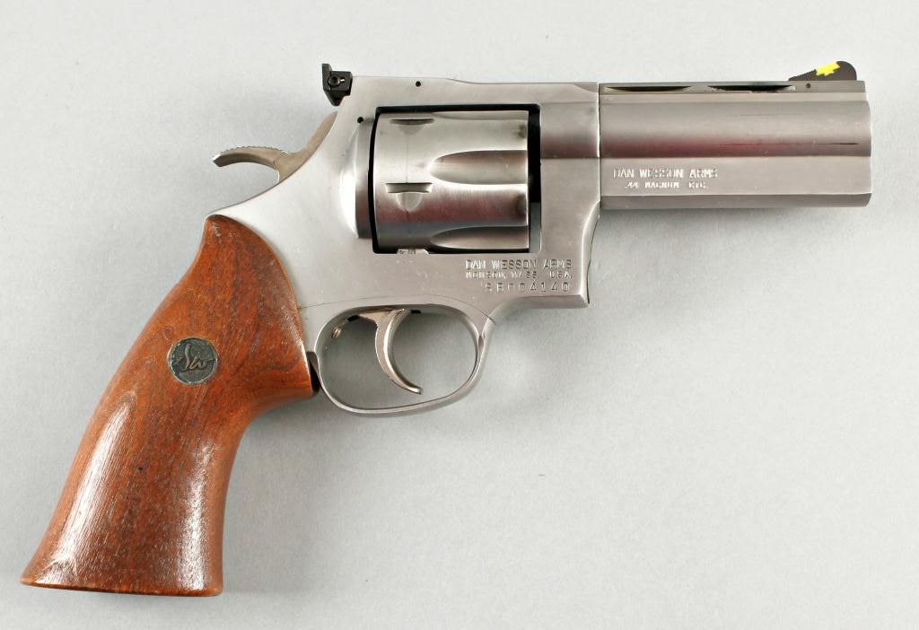 Dan Wesson Mdl 744 Cal .44mag SN:SB004140Double action revolver ...