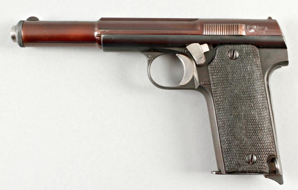 Astra Mdl 400 Cal 9mm Largo SN:99969Spanish made semi auto pistol with ...