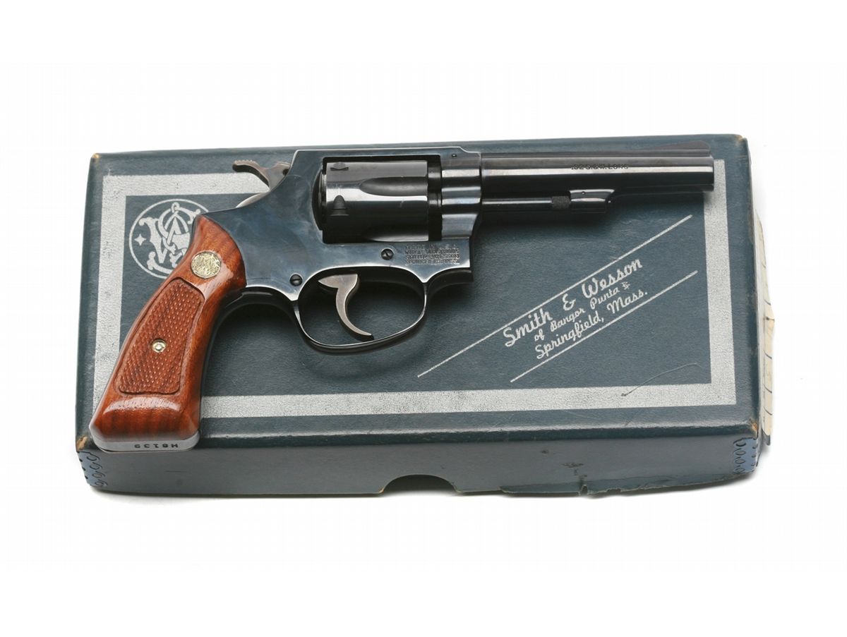 Lot 590 - S&W - Model 31-1 - .32 S&W Long - revolver