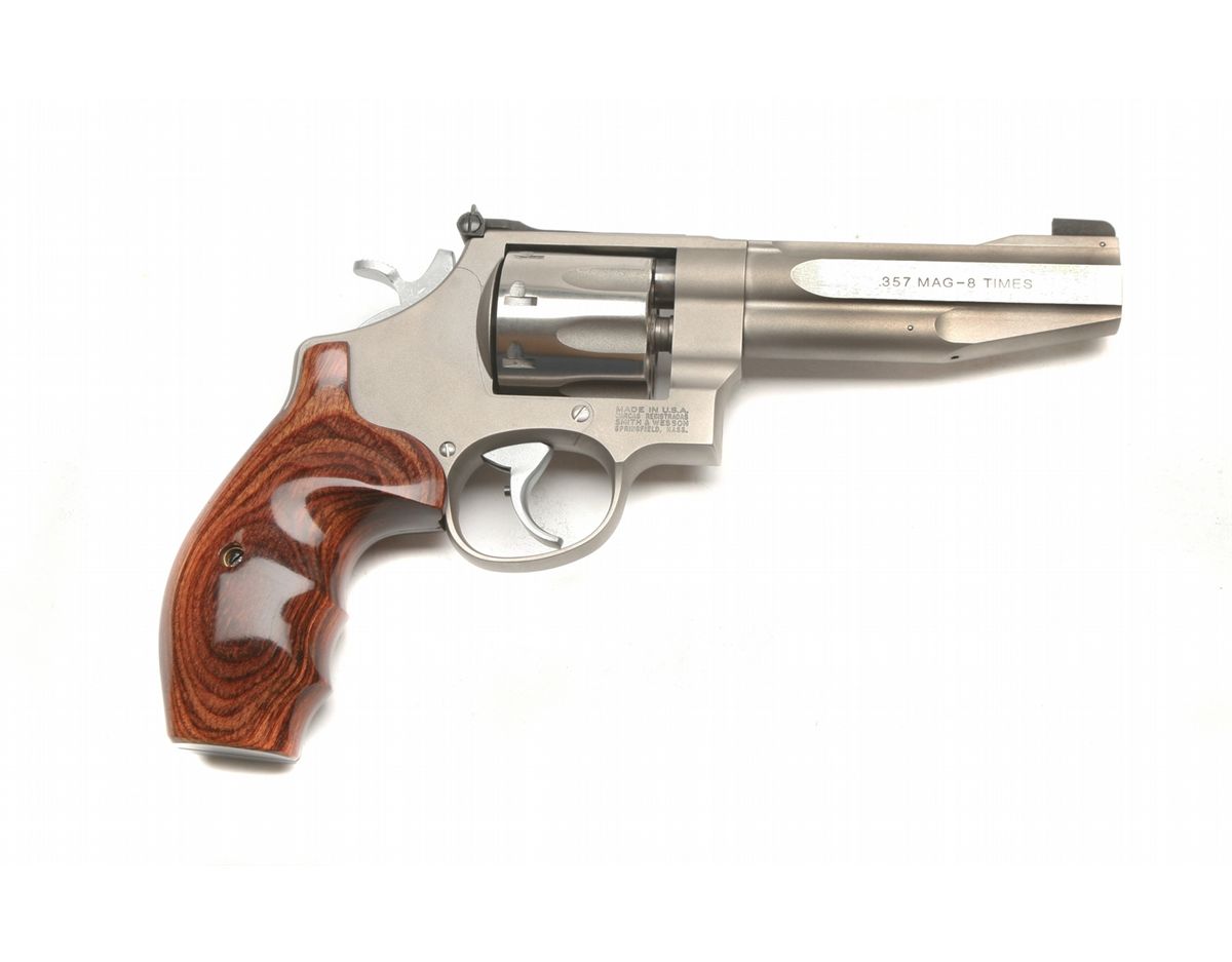 Lot 609 - S&W - Model 627-PC - .357 Mag - revolver