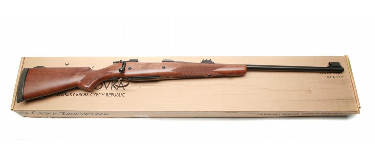 Lot 705 - CZ - Model 550 Safari Classic - .416 Rigby - rifle