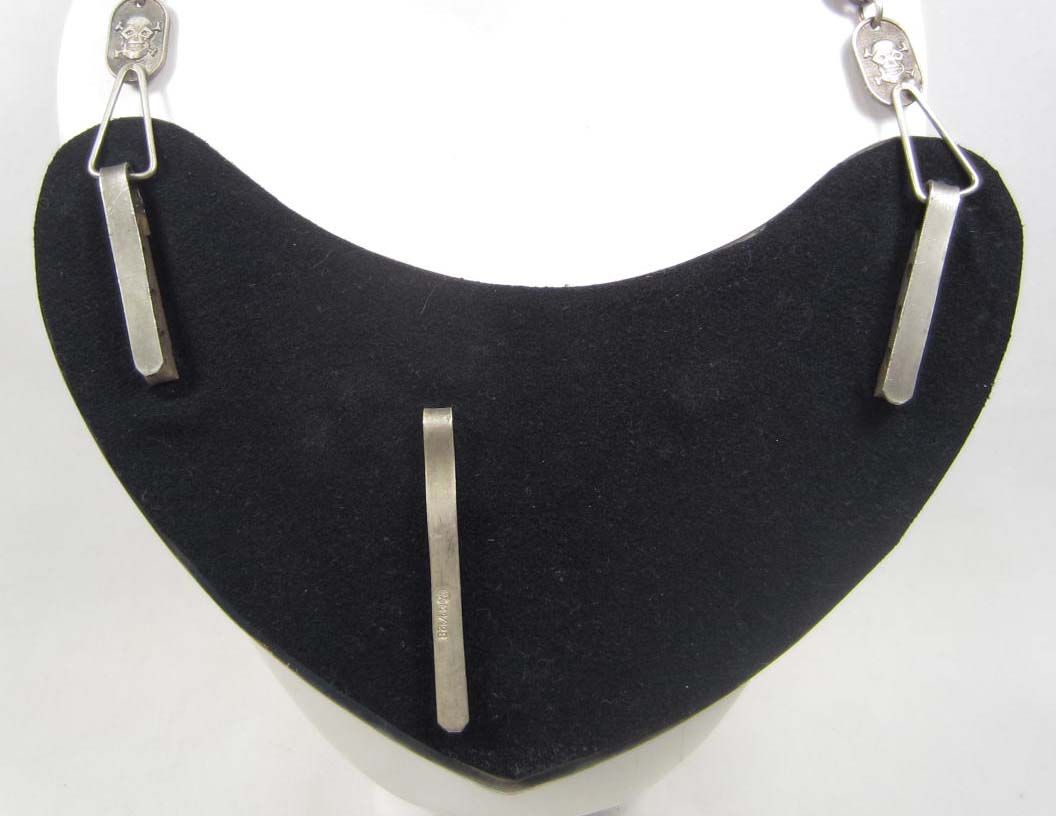 RARE GERMAN NAZI WAFFEN SS STANDARD FLAG BEARER GORGET W/ NECK CHAIN