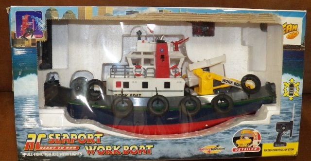 Seaport Remote Control Boat New in Box Pull Fuction Tug Boat with Lights