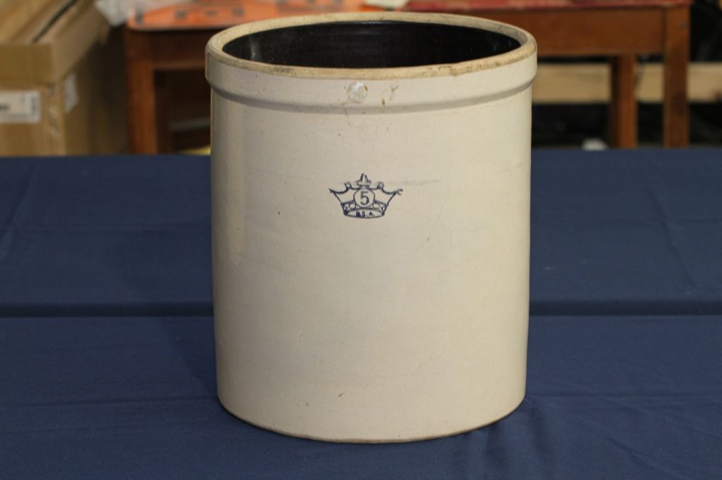 5 Gallon Crown Stoneware Crock