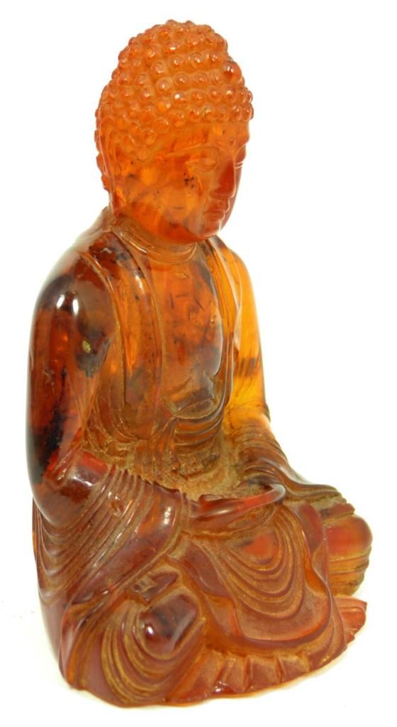 18th C CHINESE AMBER SEATED BUDDHA FIGURE