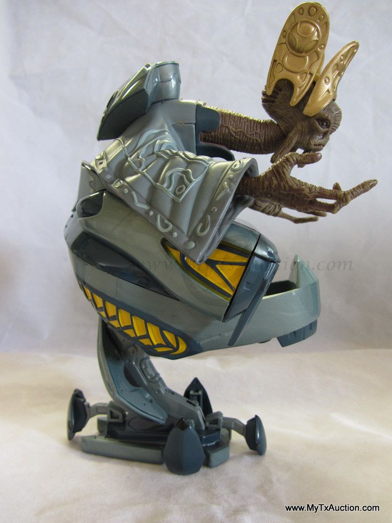 Halo 2 Prophet of Regret 8" Action Figure