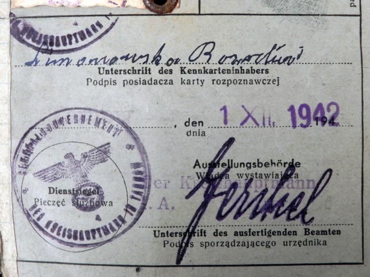 NAZI KENNKARTE ID PAPERS FOR AN OCCUPIED POLAND WOMAN