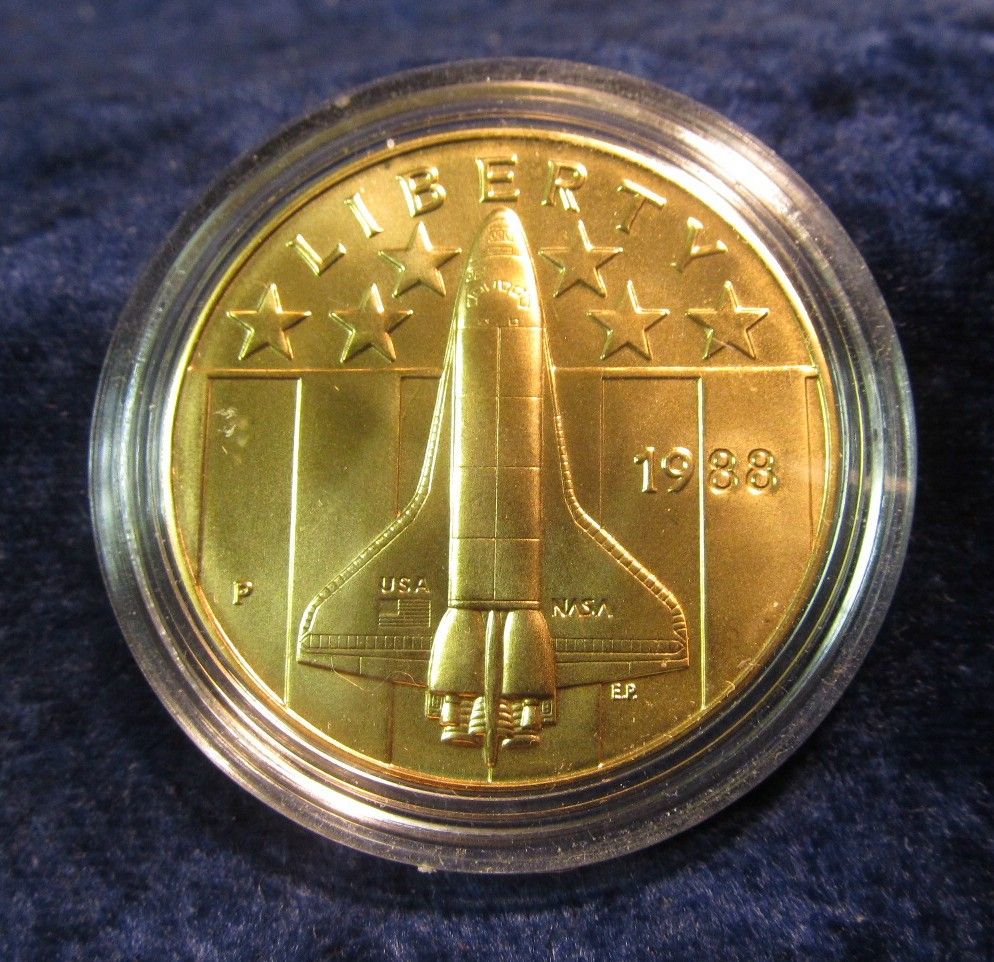 639. 1988 P "Young Astronauts" U.S. Mint Commemorative Medal. Bronze ...