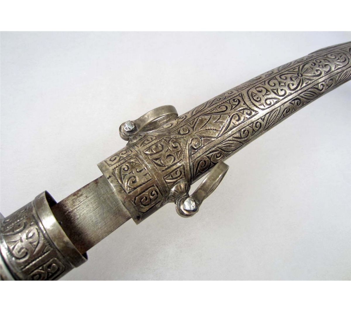 MIDDLE EASTERN SCIMITAR PRESENTATION DAGGER & SCABBARD