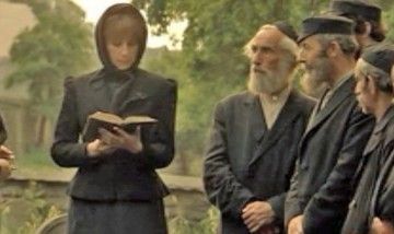 Barbra Streisand Yentl Costume