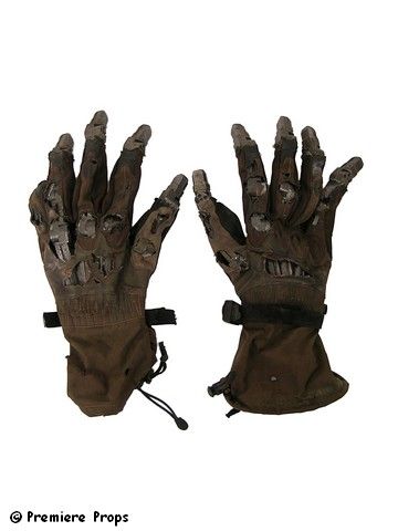 Terminator: Salvation T-600 Mechanical Gloves