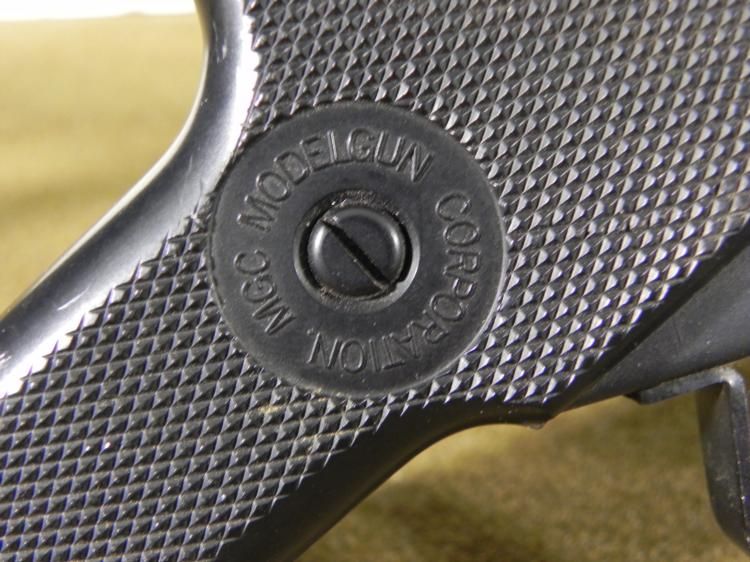 VINTAGE BRITISH MKV 9MM STEN NON-FIRING MACHINE GUN