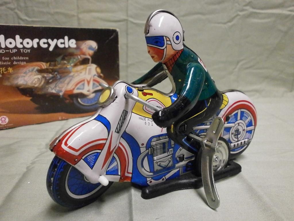 Wind-Up Toy Motorcycle w/Rider