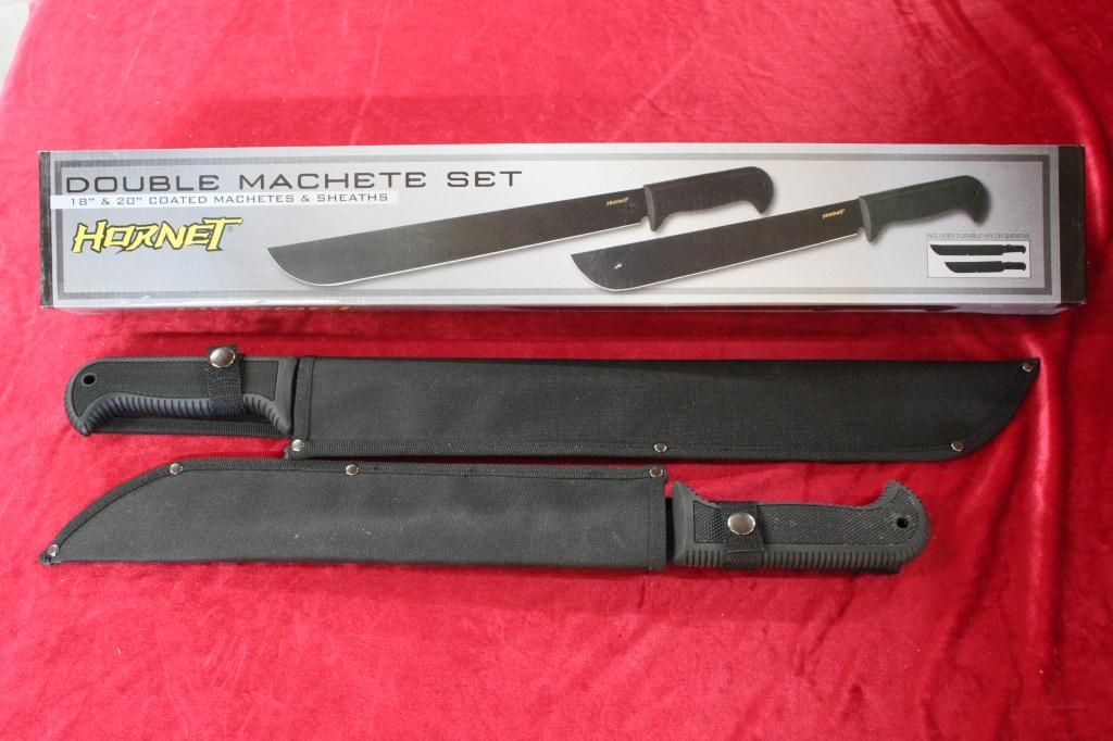 NIB Hornet Double Machete Set w/Sheaths