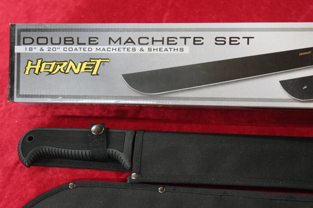 NIB Hornet Double Machete Set w/Sheaths