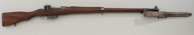 Canadian Ross Model 10 straight pull bolt-action rifle, .303 cal., 31 ...