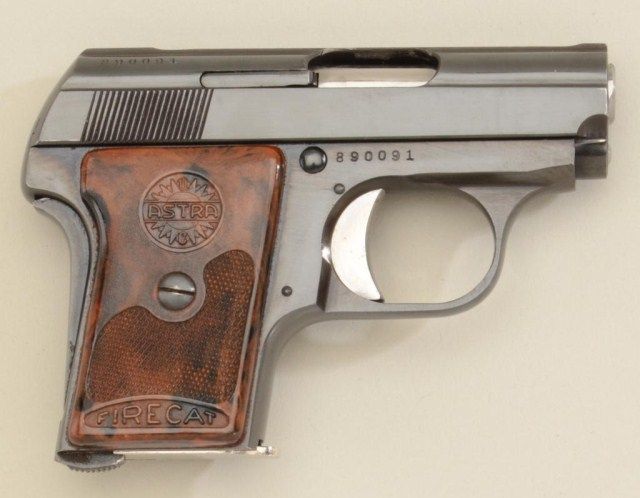 Astra Firecat semi-auto pocket pistol, 6.35mm cal., blue finish ...